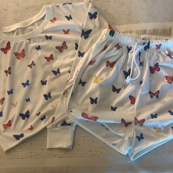 Intimates & Sleepwear | New Butterfly Pajamaslounge Set | Poshmark